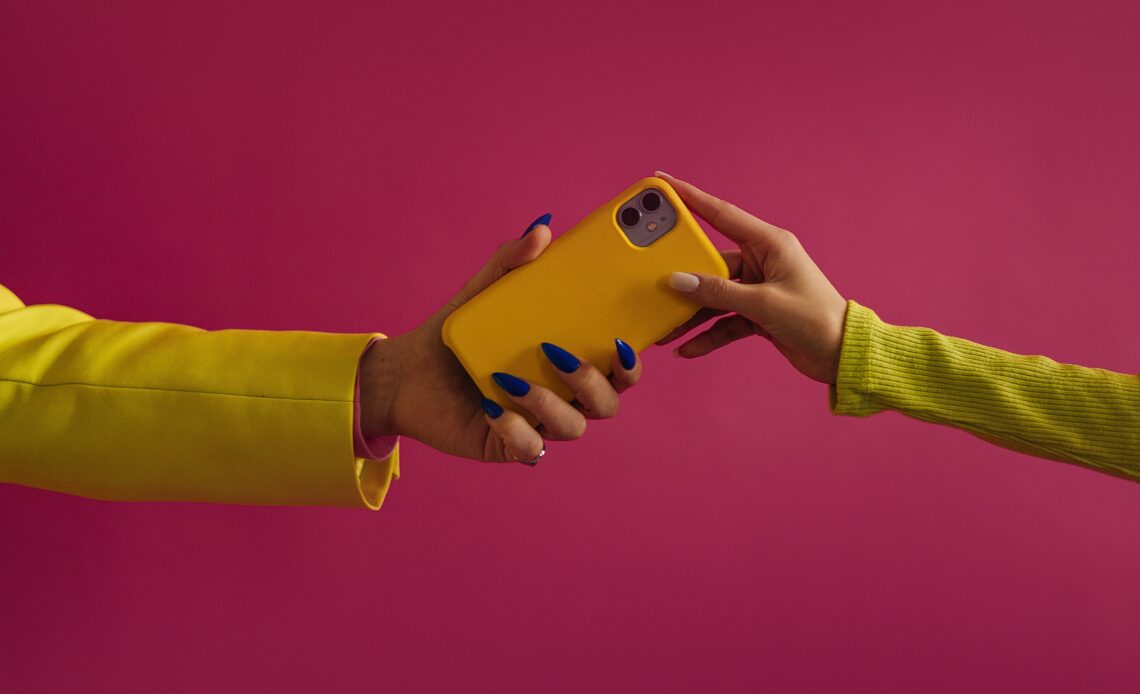 Numere de telefon pentru asistență Orange - Cartela.ro - Noutăți
